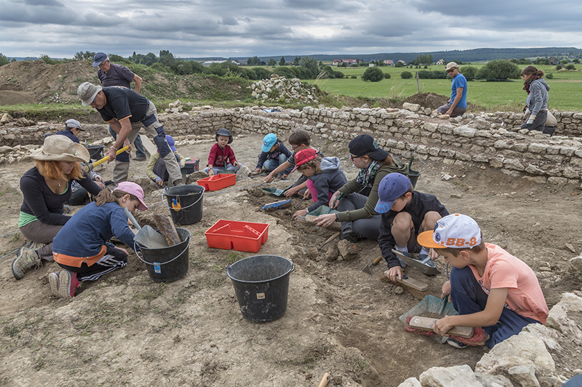 INITIATION À LA FOUILLE ARCHÉOLOGIQUE | Bibouille